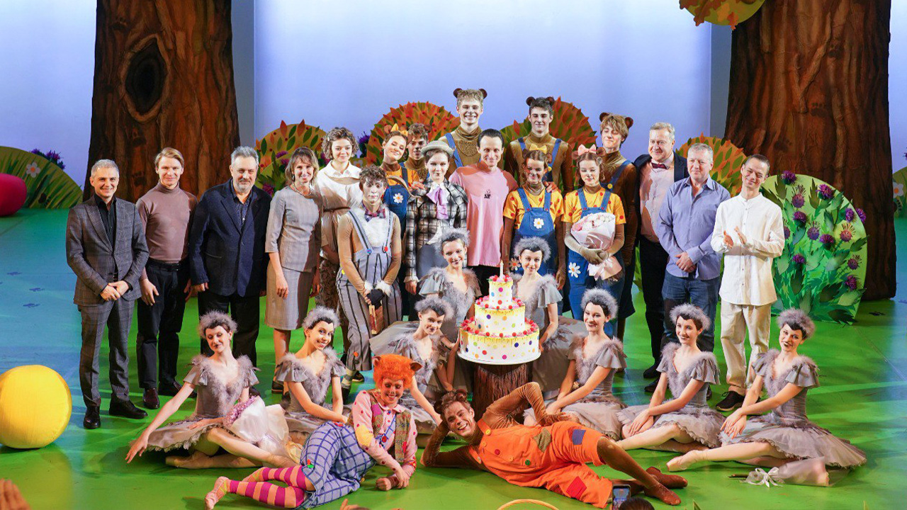 Почему нужно обязательно сходить на балет «Винни-Пух» в НОВАТе ...