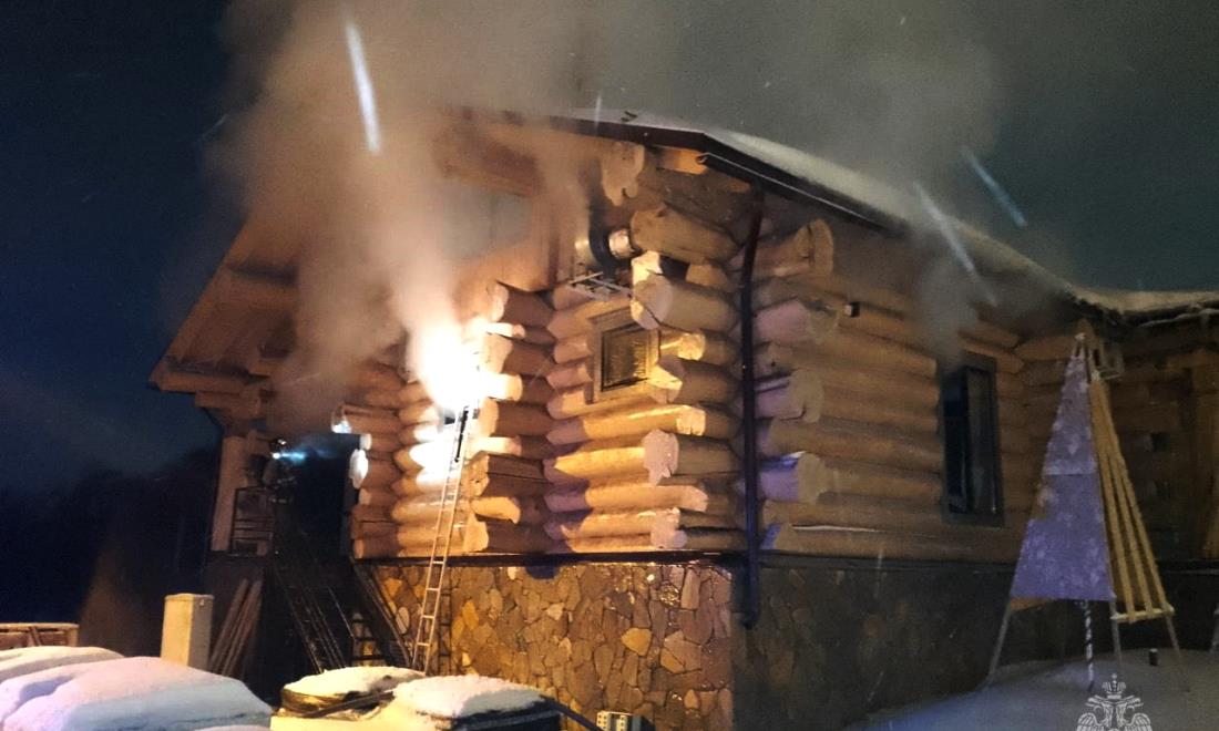 Новосибирский банный комплекс тушили всю ночь | Новости – Gorsite.ru